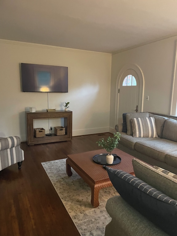 Welcome To Augusta. This Beautiful And Home Has Lots Of Southern Charm. - Augusta, GA