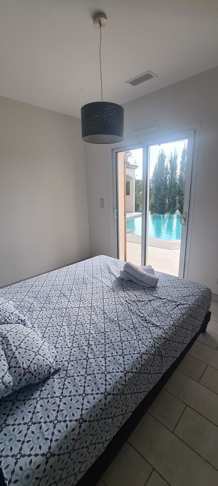 Villa at the foot of the Luberon - Cadenet | Vrbo