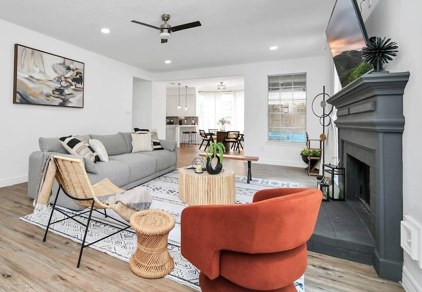 Your Charming Getaway W/ Game Room & Pool Oasis - Sugar Land, TX