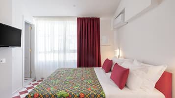 Apartamento | 2 quartos, cofre no quarto, cortinas/cortinados opacos