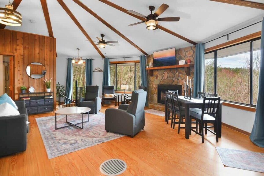 Blue Mtn Retreat - Round House - Blue Ridge, GA