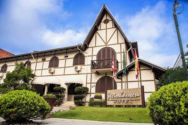 Hotel Steinhausen - Blumenau