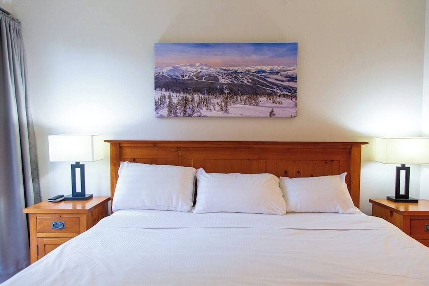 1br Next To Slopes On Blackcomb W Pool & Hot Tub - Whistler