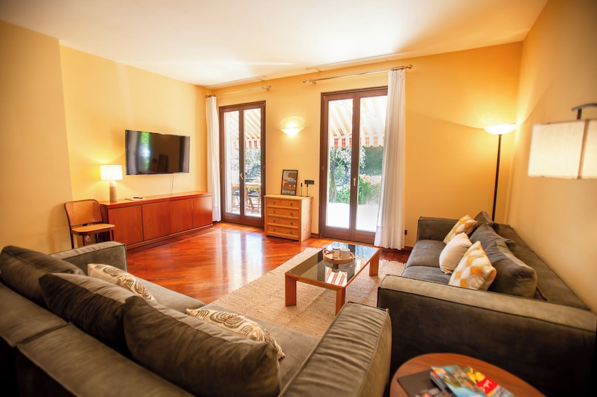 Villa Acqua Blu: Gorgeous Villa Walking Distance To Lake Garda And Its Beaches \N - Gargnano