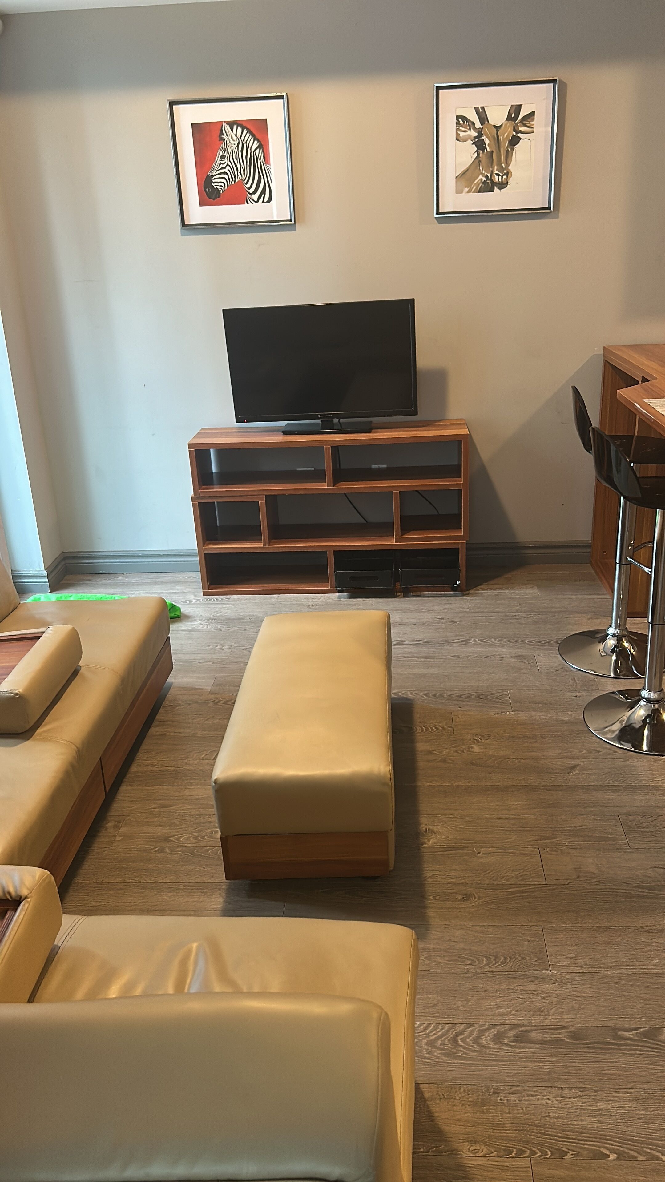 One Bedroom In This Luxury Condo - Kitchener, ON, Canada