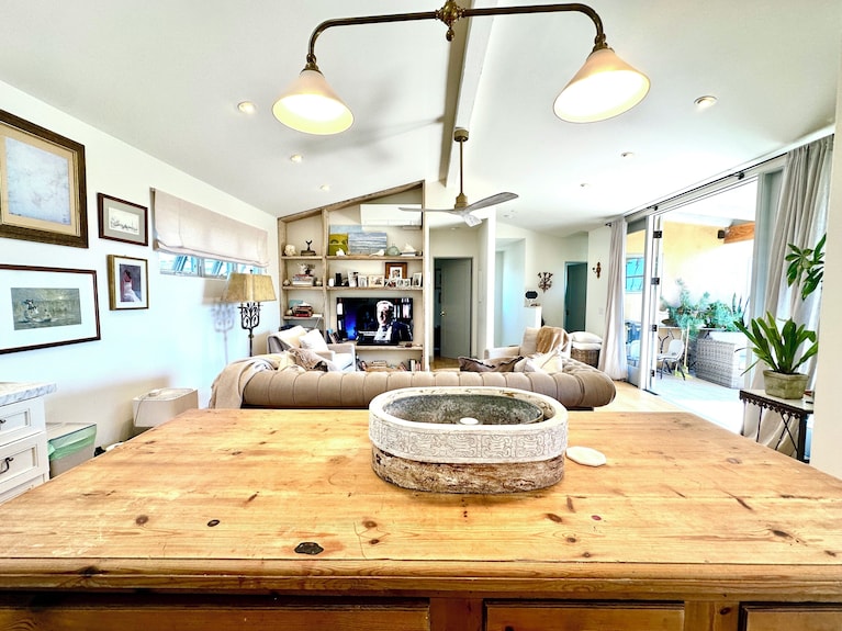 Second Floor Unit 2 With Spacious Italian Inspired Terrace - Coronado, CA