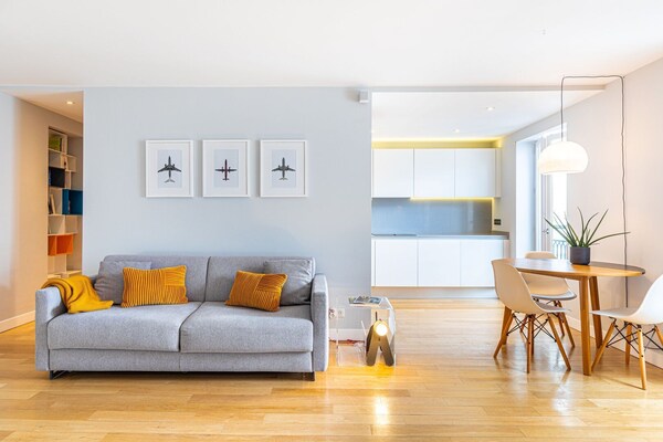 Guestready - Vibrant And Retro At République - Frankreich