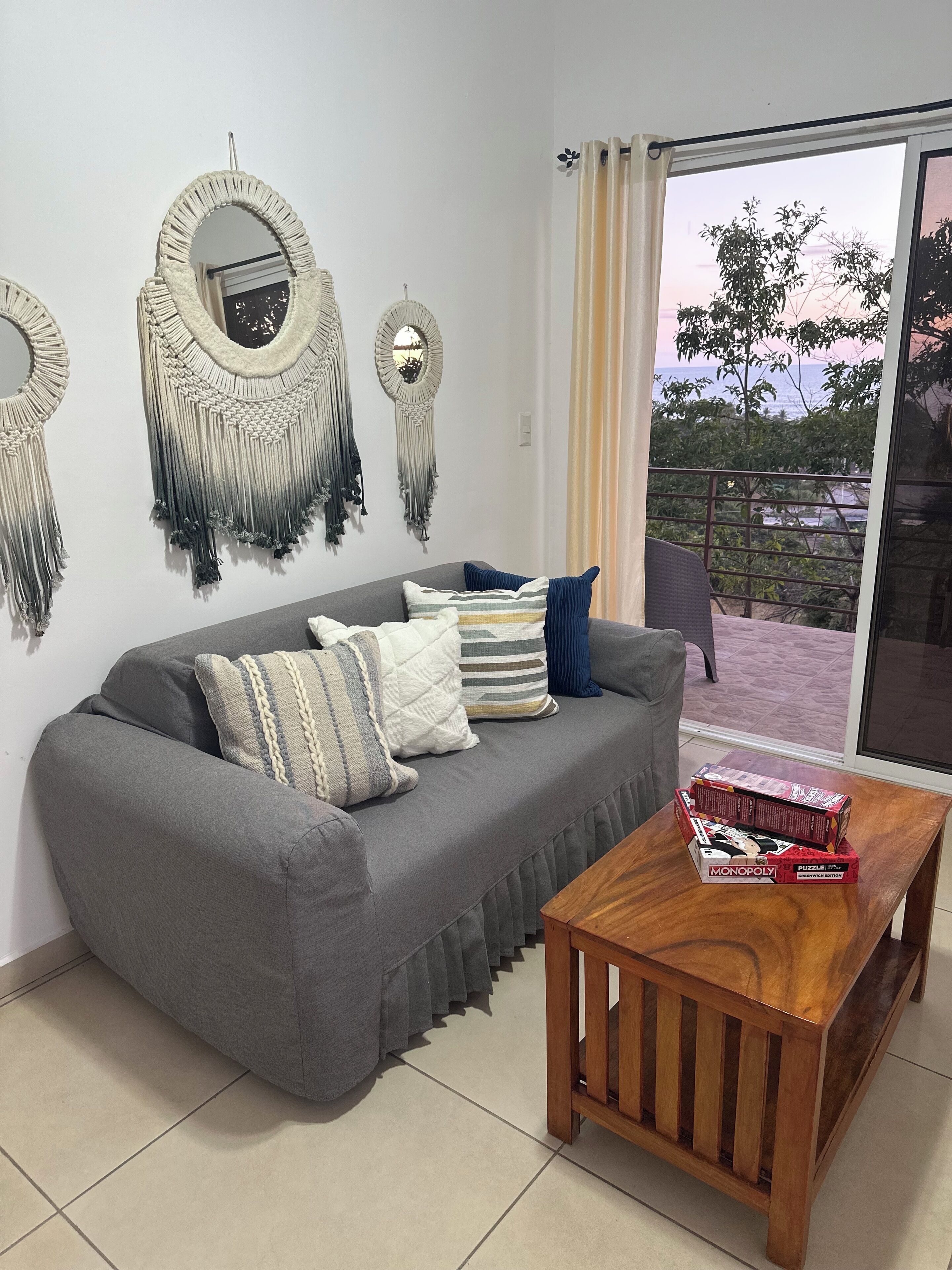 Casa Es Surfcitycon Una Vista Hermosa Hacia El Mar - La Libertad, España