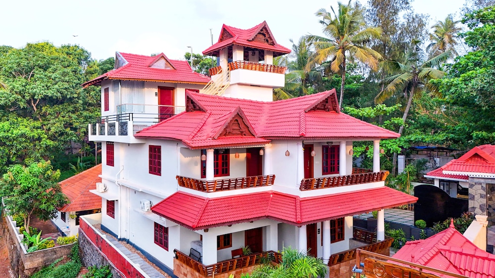 Chechus Beach Walk - Varkala