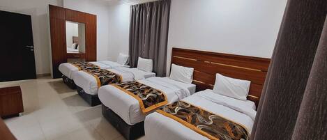 Apartamento luxo, vista para a cidade | 1 quarto, escrivaninha, quartos à prova de som, Wi-Fi de cortesia