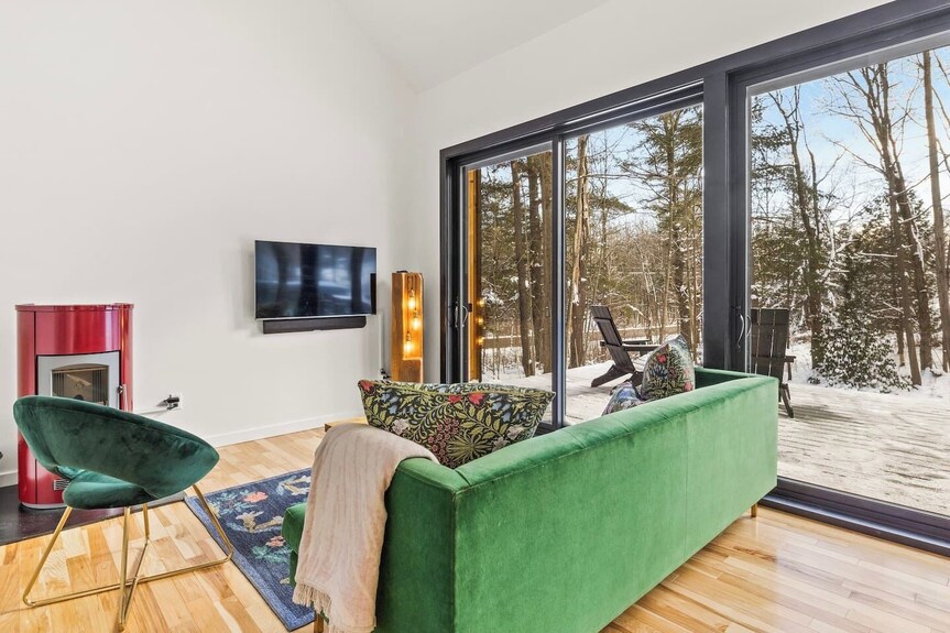 Scandinavian Chalet | Hot Tub | Sauna | Flx Retreat - State of New York