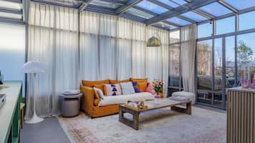 Apartamento, vista para a cidade | Terraço/pátio