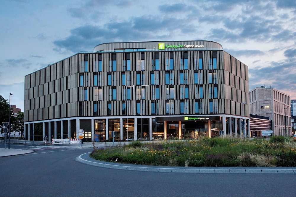 Holiday Inn Express & Suites Monheim Am Rhein By Ihg - Leverkusen