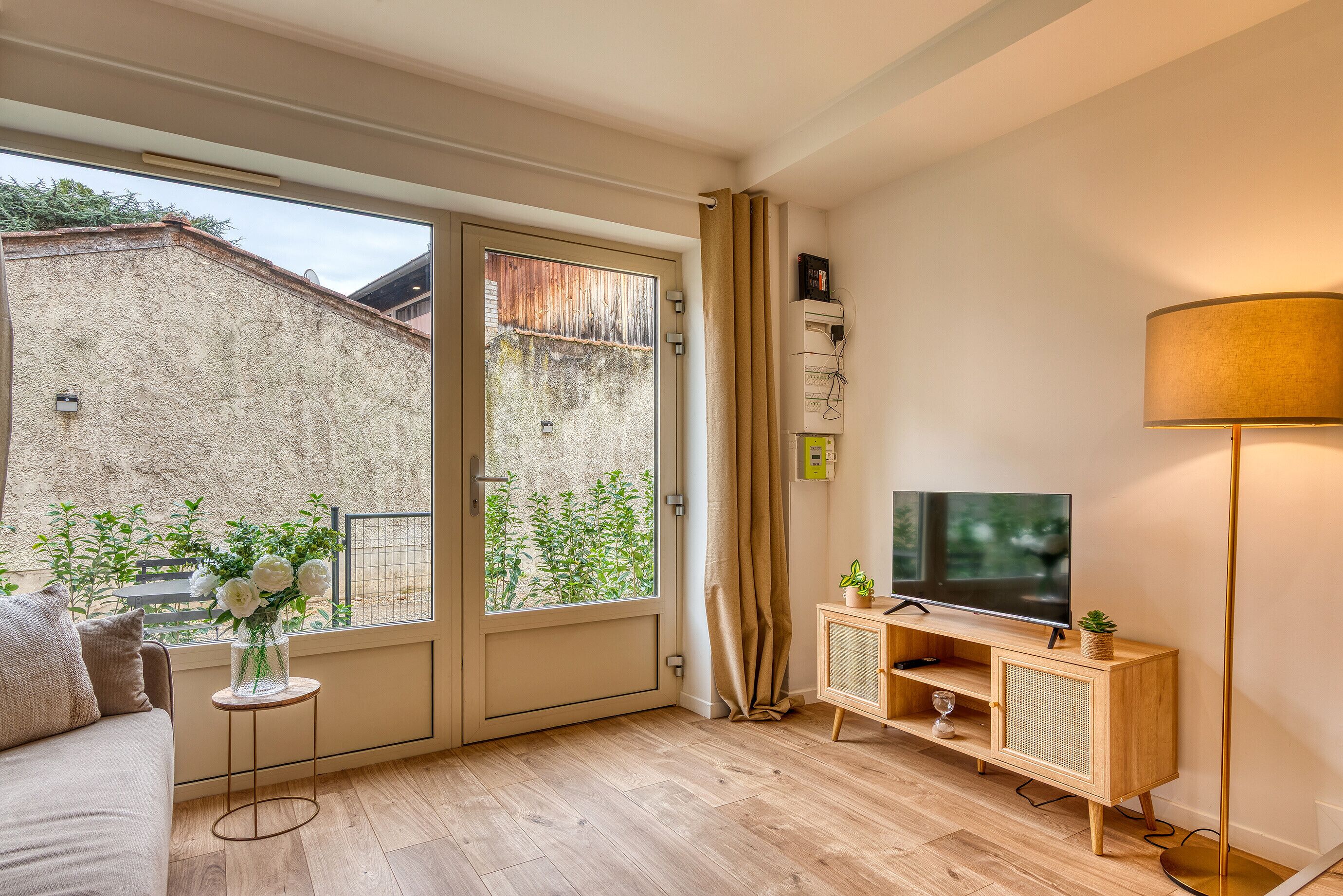 Lepicéa - Rdj Duplex, Proche Métro+hôpital - Oullins