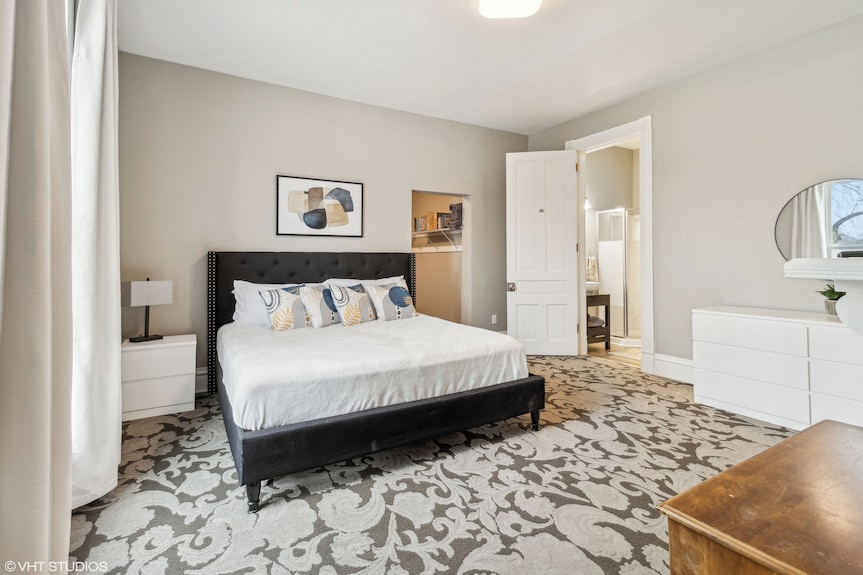 Casa Dean Sleeps 20 Close To Fairgrounds And Downtown Des Moines - Des Moines