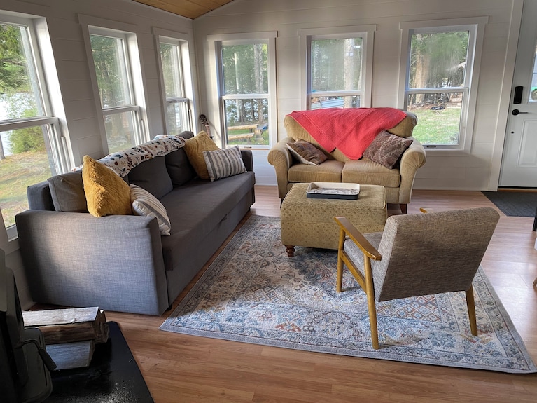 Come Play In The Water At This Secluded Get Away.\nobserve Nature At Its Best. - New Brunswick