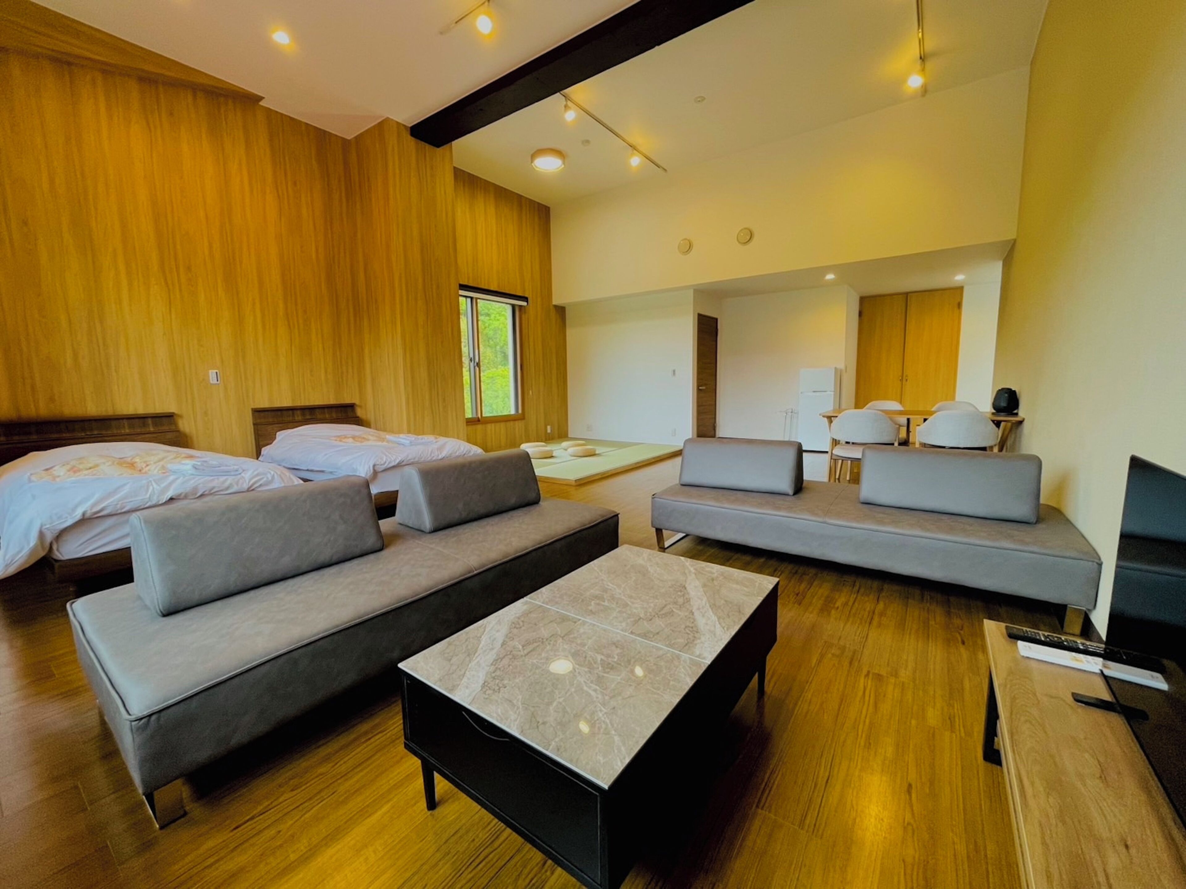 Suíte estúdio panorâmica | Wi-Fi de cortesia, roupa de cama