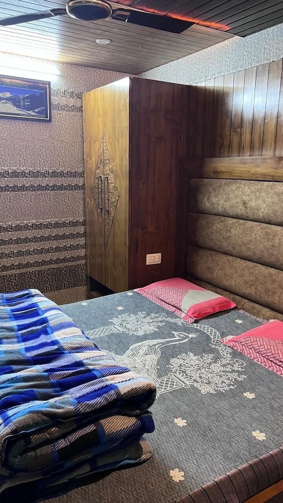 Hotel Dev Bhumi - Ukhimath