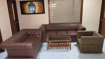 Quarto, vários quartos, acessível, fumadores | Sala