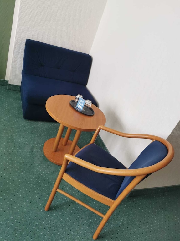 Rooms For Rent In 4 Star Hotel In 15517 Fürstenwalde - Bad Saarow