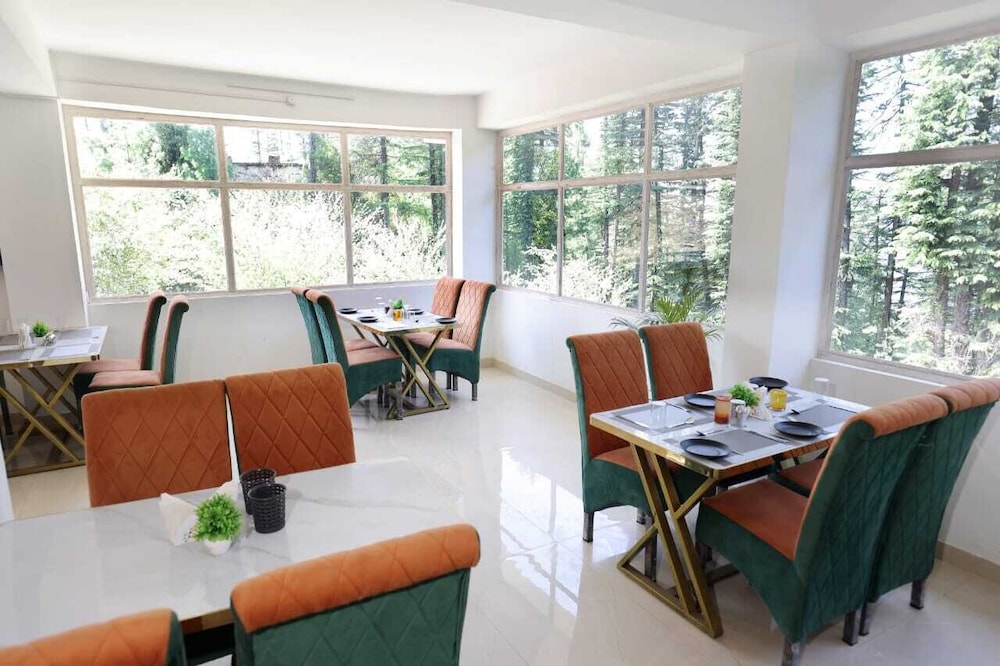 Hotel White Castle - Shimla