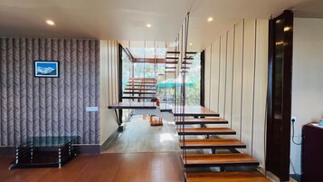 Vila com design assinado | Roupas de cama premium, camas extras/dobráveis (sobretaxa)