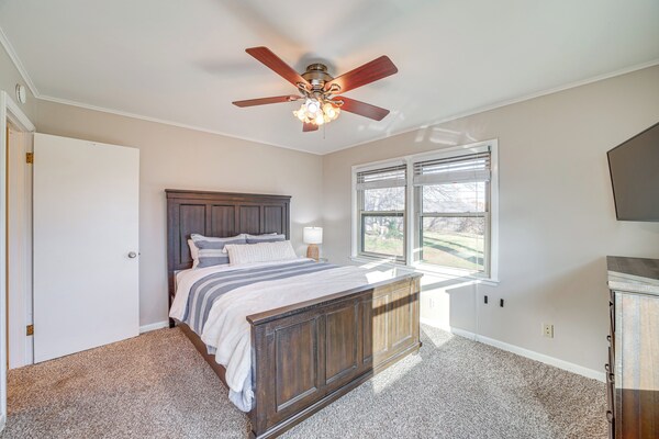 Tulsa Home 5 Mi To Downtown: Groups Welcome! - Tulsa, OK