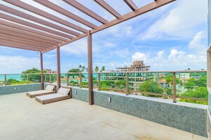 Apartamento superluxo | Terraço/pátio