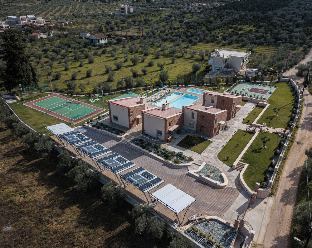 99 Luxury Exotic Villas - Greece