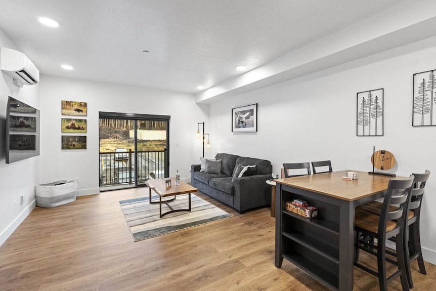 Affordable Comfort In Juneau 206 - 주노