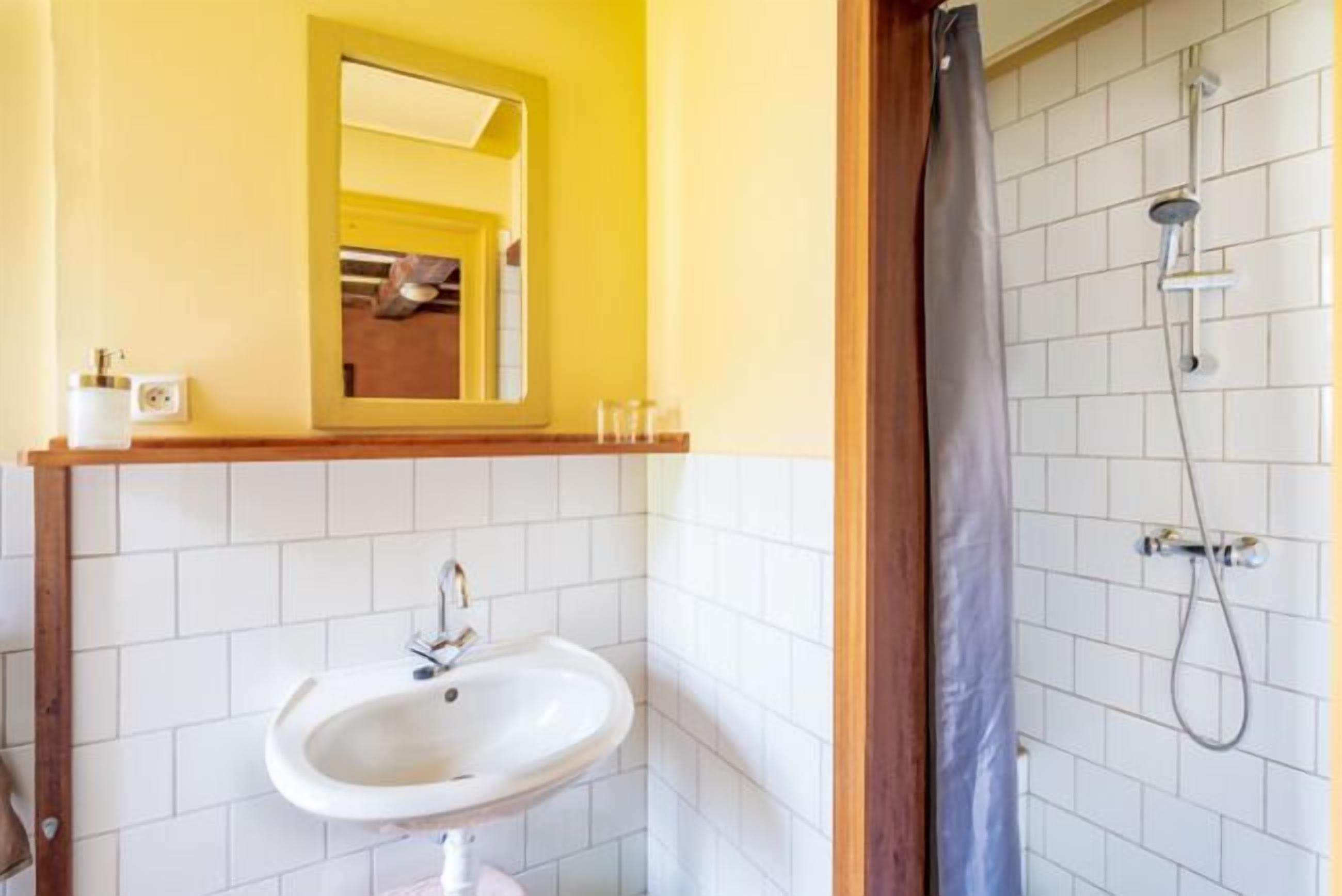 Quarto conforto, vista para a montanha | Banheiro