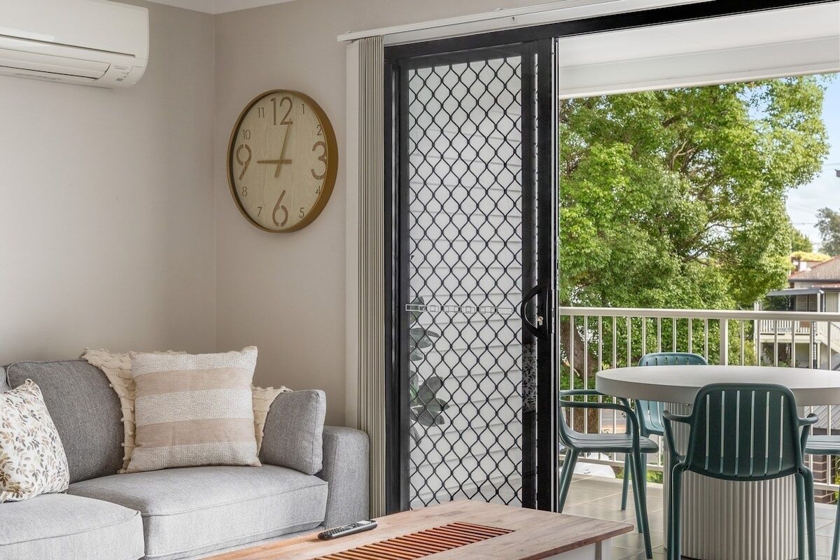 Contemporary & Convenient - City Fringe Townhouse! - Toowoomba