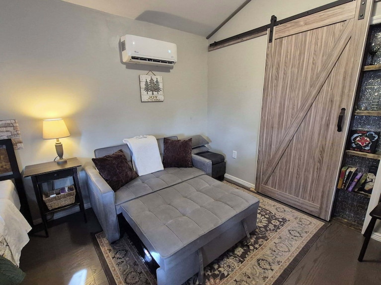 New Cottage Retreat In St. Cloud With Wifi, Ac. - St. Cloud