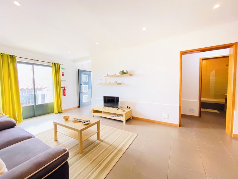 Sea View Apartment A - Furnas