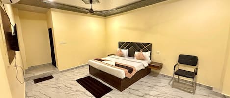 Quarto Clássico com Cama de Casal | Lençóis de algodão egípcio, roupa de alta qualidade, edredões de penas