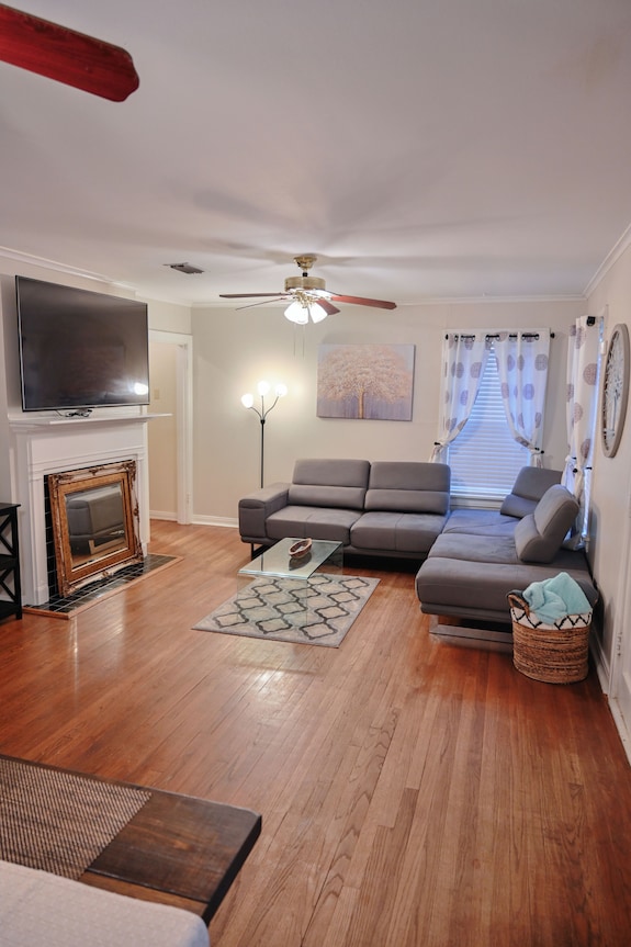 Safe 3br/2ba Shreveport Home Central To Restaurants, Hospitals & Military Base. - Shreveport