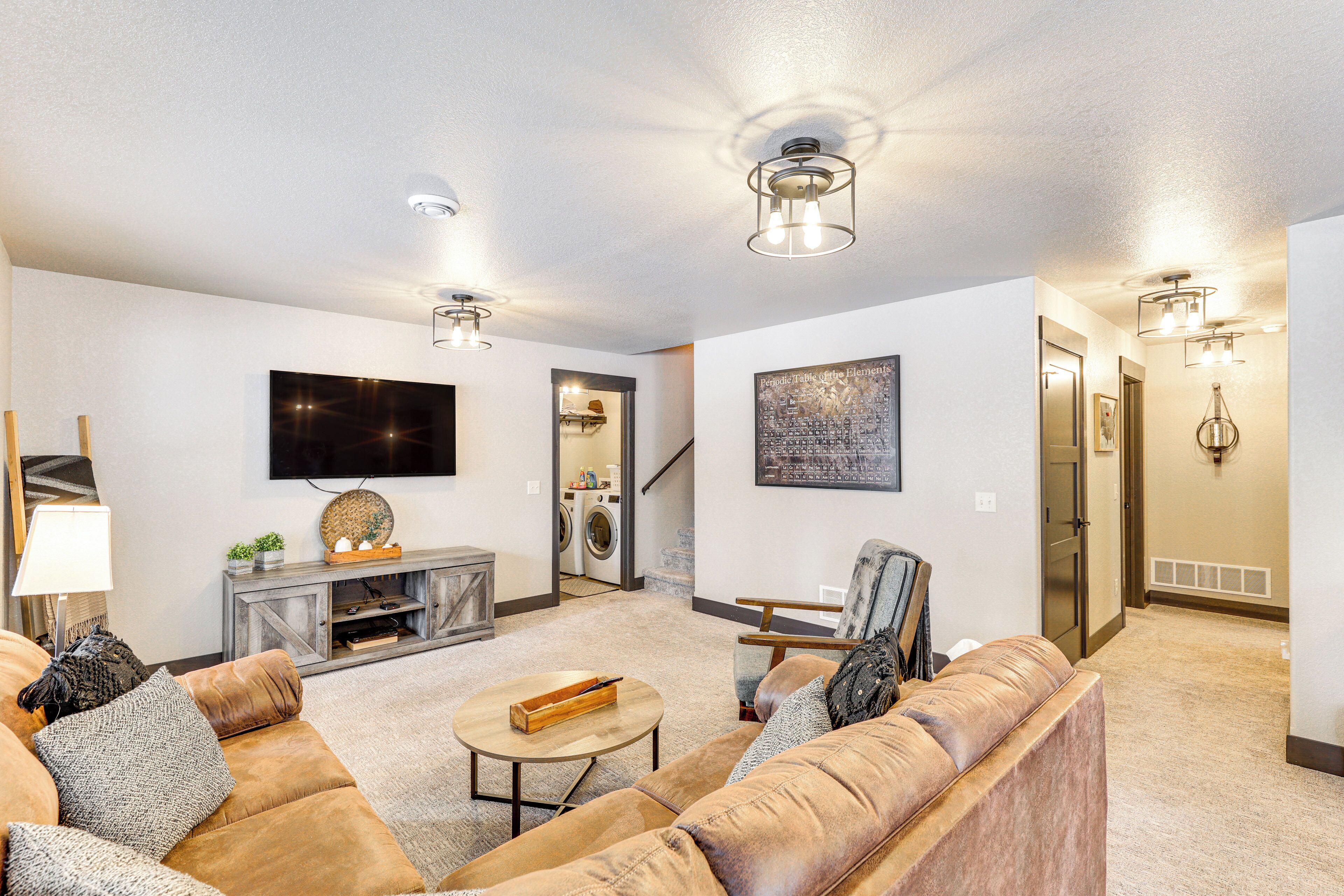 Hot Tub + Deck: Secluded Black Hills Retreat! - Deadwood, SD