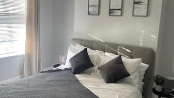 2 quartos, Wi-fi grátis, roupa de cama fornecida