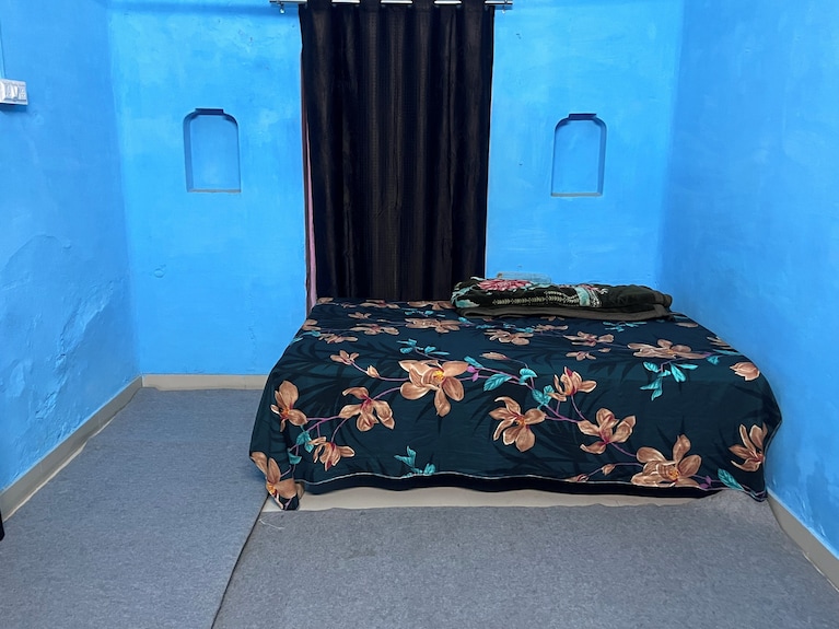 Terrific Bungalow Walking Distance From Kumbh Mela And Ghats Family Friendly - Prayagraj