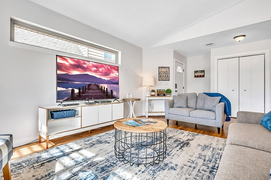 The Barefoot Lodge At Bridges Bay Resort - Okoboji, IA