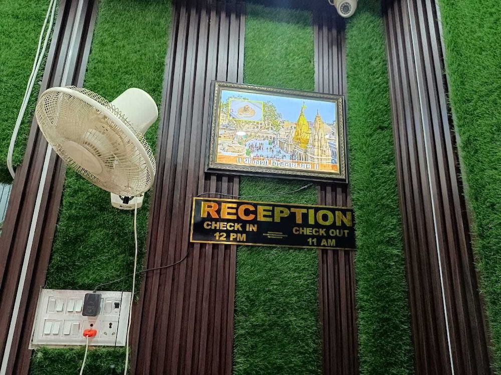 Shiv Kashi P Guest House By Glitz Hotels - Varanasi