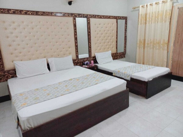 Gulshan Palace Hotel Millennium - Karachi
