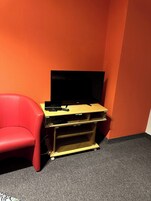 Apartamento, 4 quartos, para fumantes, sacada | Comodidades do quarto