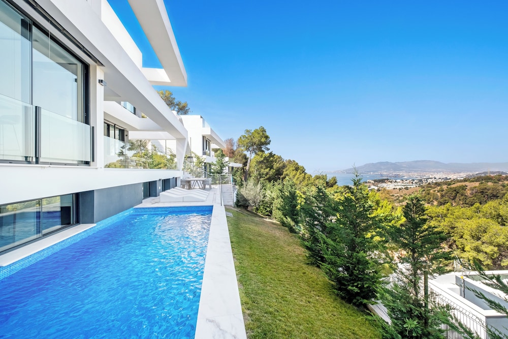 Villas Pinares De San Antón, Saltwater Pool, Sea, City, Mountain Views - Málaga