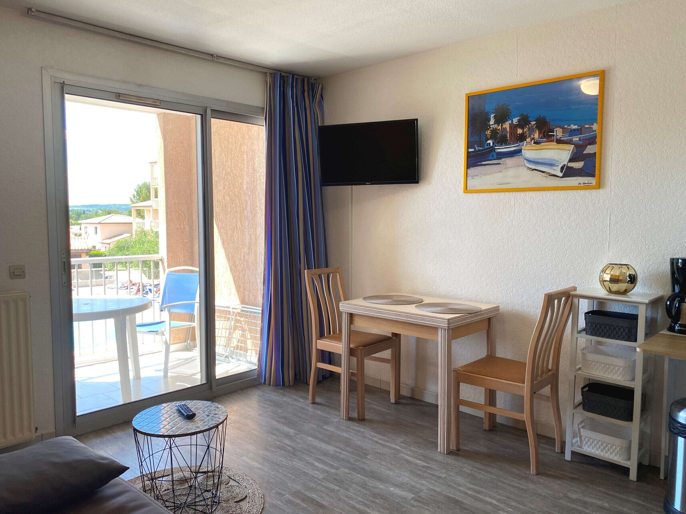 Studio Avec Terrasse Et Piscine, Parking Inclus - Balaruc-les-Bains