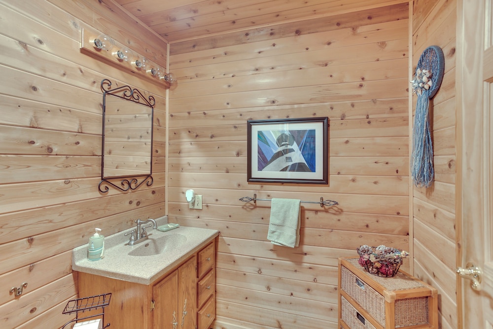 Lakefront Gem W/ Dock In New London! - Belgrade, MN