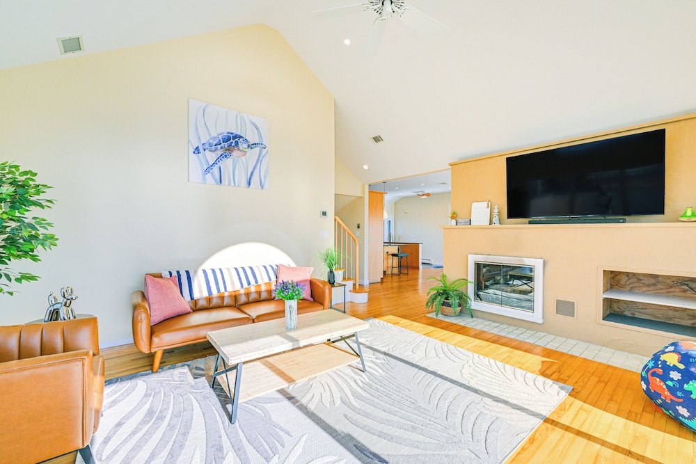 Bayfront Home In Patchogue W/ Deck & Fishing Dock - Fire Island, NY