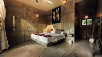 Quarto Deluxe, 1 quarto, não se aceitam animais de estimação, vista para a piscina | Roupa de alta qualidade, edredões de penas