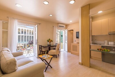 Annunziata Studio by Konnect, Corfu Old Town