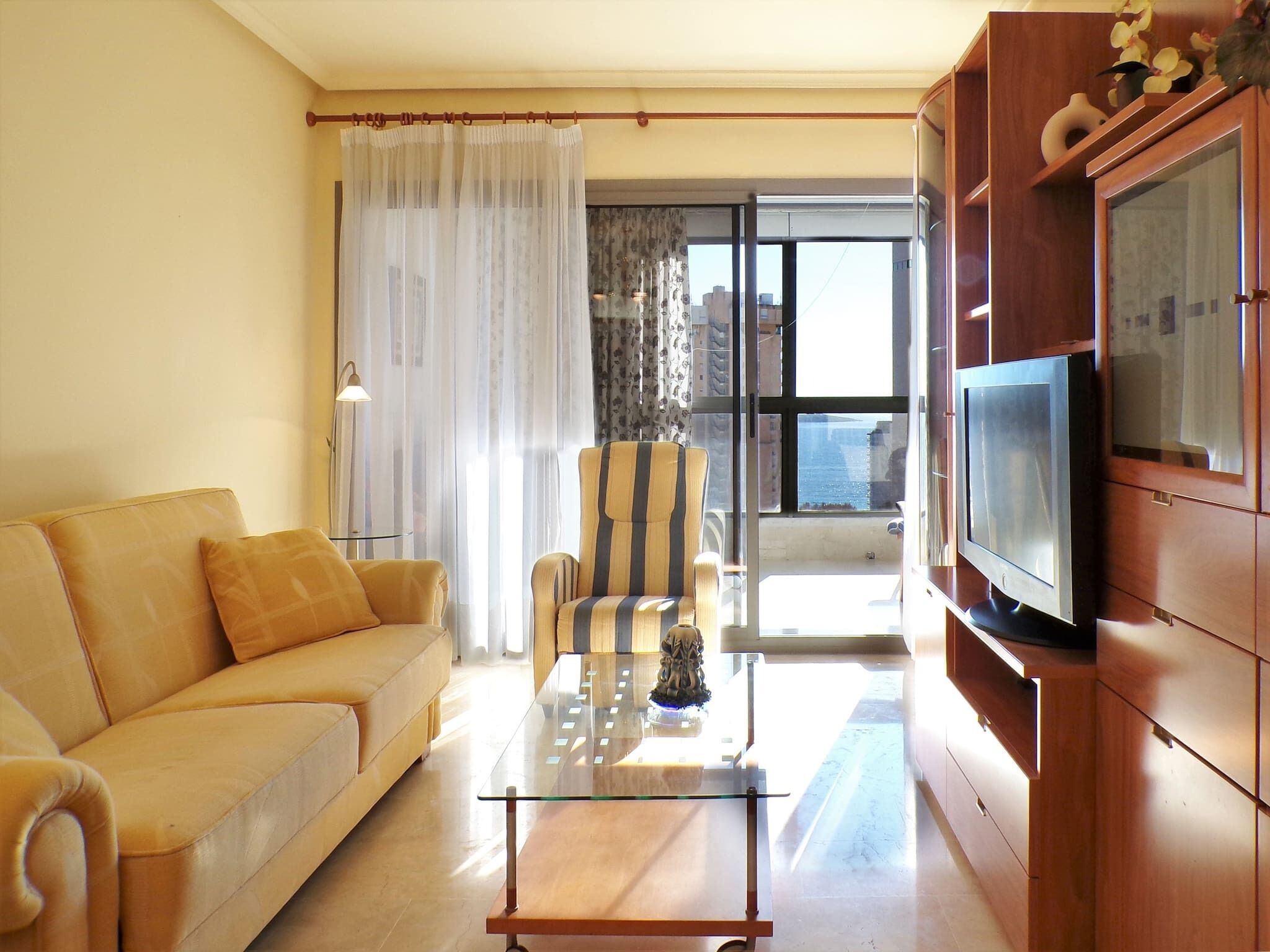 Two-bedroom Apartment With Swimming Pool - Benidorm